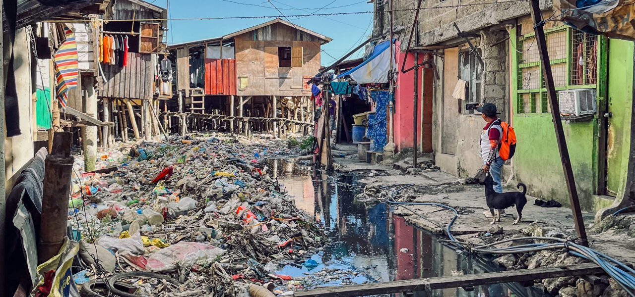 Clean rivers. Recycle Plastics. Protect Oceans. - RiverRecycle