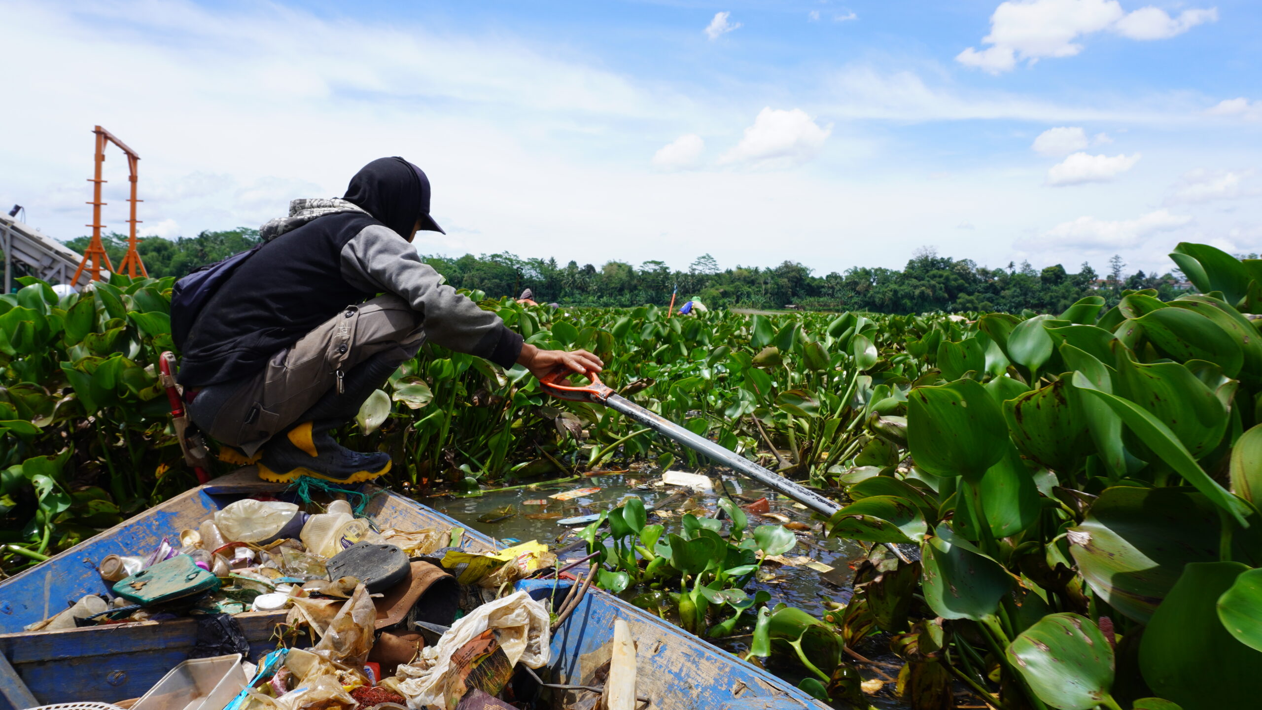 From Waste Pickers to Eco-Warriors: SDG17 in Action along the Citarum ...